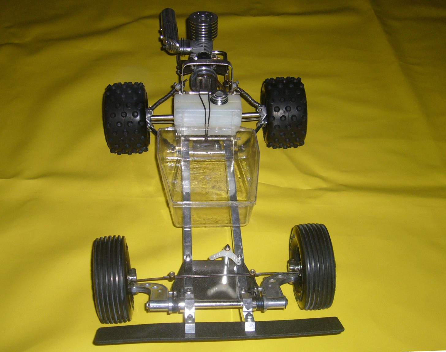 Rétro Modélisme • Body Kit & RC Box for Kyosho / Graupner BAJA BODY ...