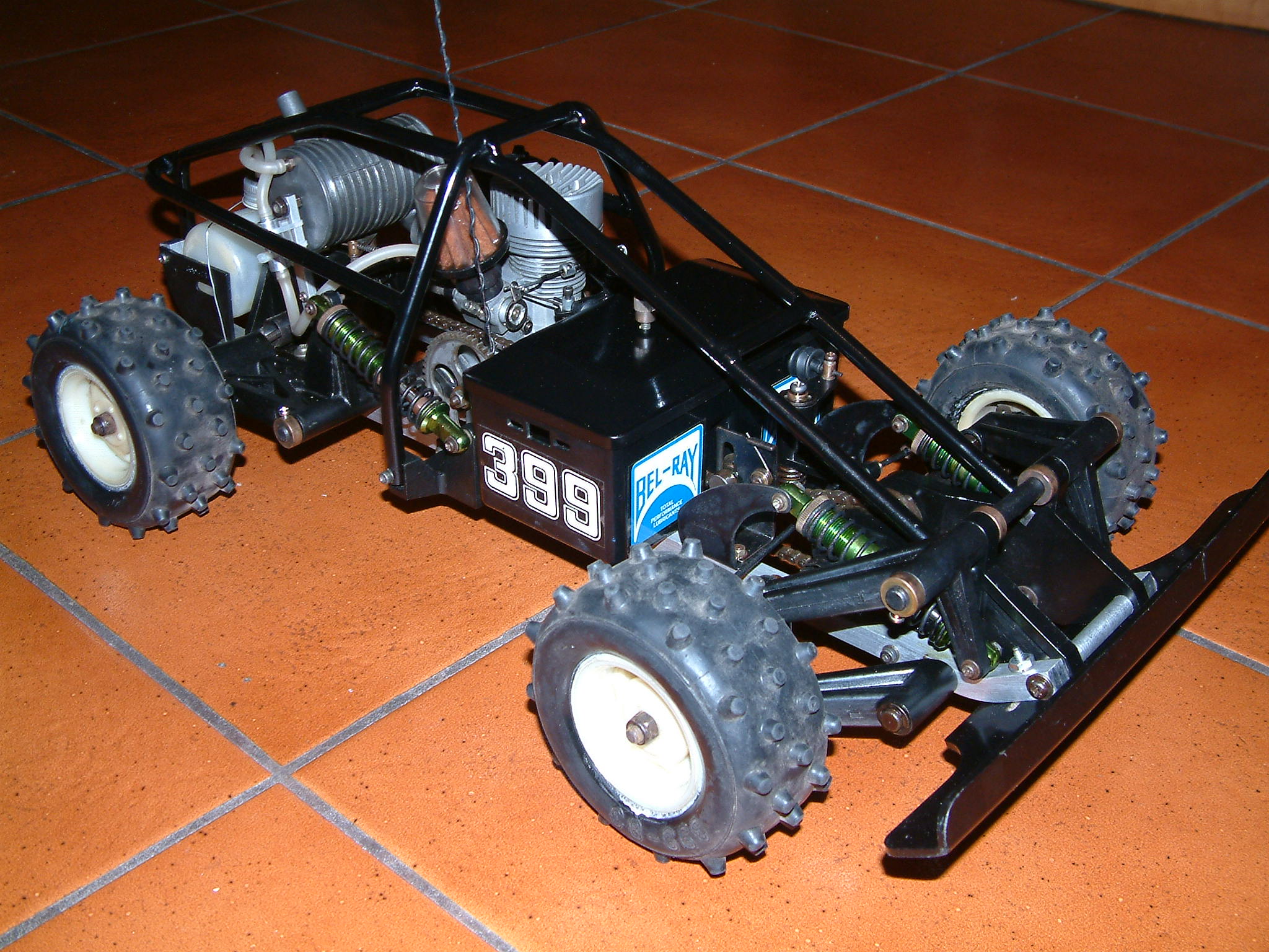 Rétro Modélisme • Thunder Tiger "silver fox" with thunder tiger .21 ...